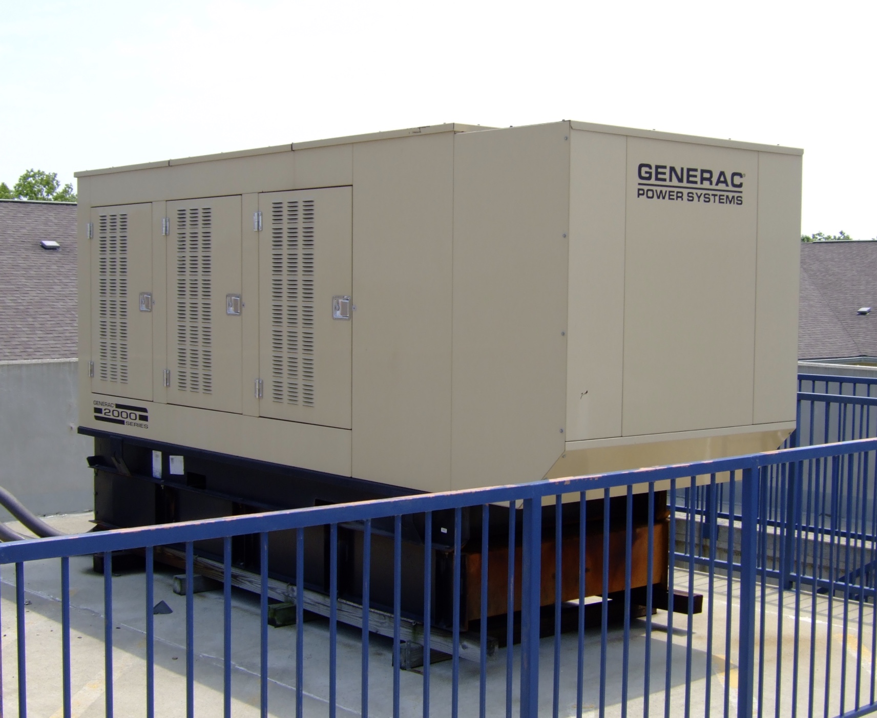 How to Pick the Right Emergency Generator - Eleven Magazine