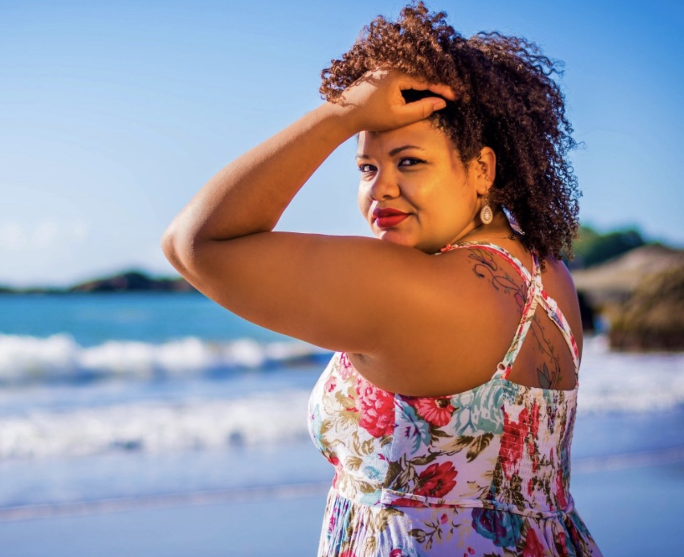 6 Ways to Look Stylish as a Plus-Size Woman